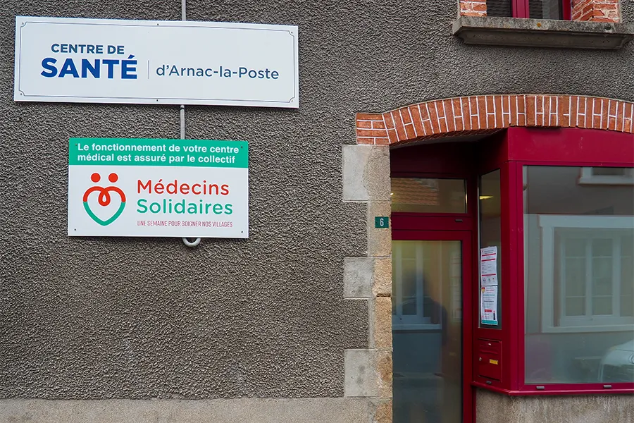 Grâce au concept novateur de "Médecins Solidaires", Arnac-la-Poste n ...